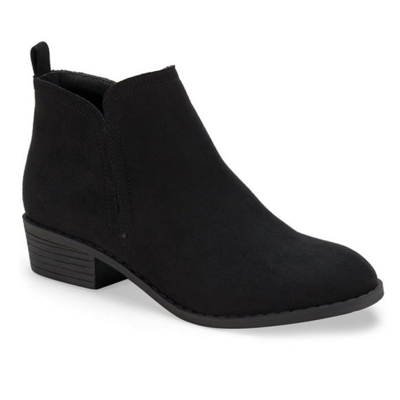 American Rag | Shoes | Nwt American Rag Cadee Black Microsuede Booties ...